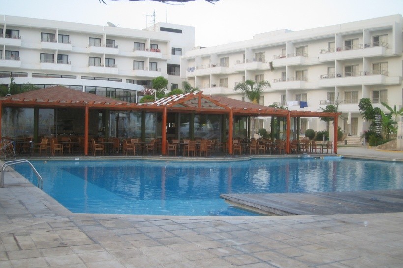 Hotel Louis Ledra Beach, Cyprus Paphos (Pafos) - 667 EUR Invia