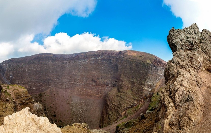 Výlet okolo krátera vulkánu Vezuv | Blog Invia.sk